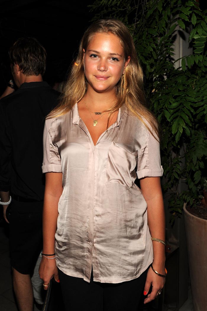 Picture of Esti Ginzburg