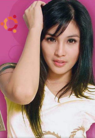 Sandra Dewi image