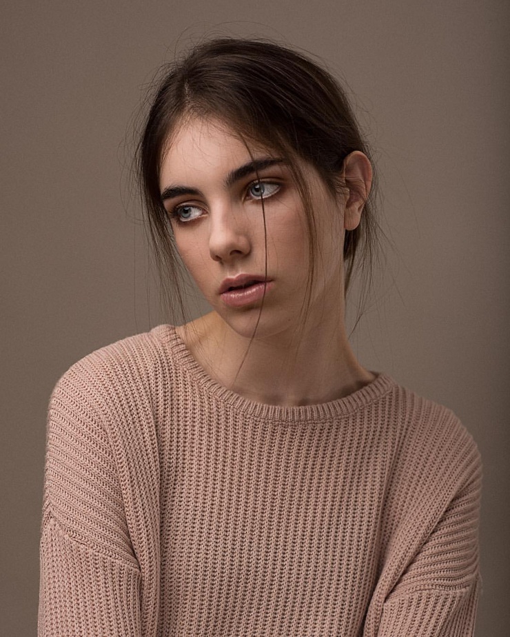 Picture of Madeleine Knighton