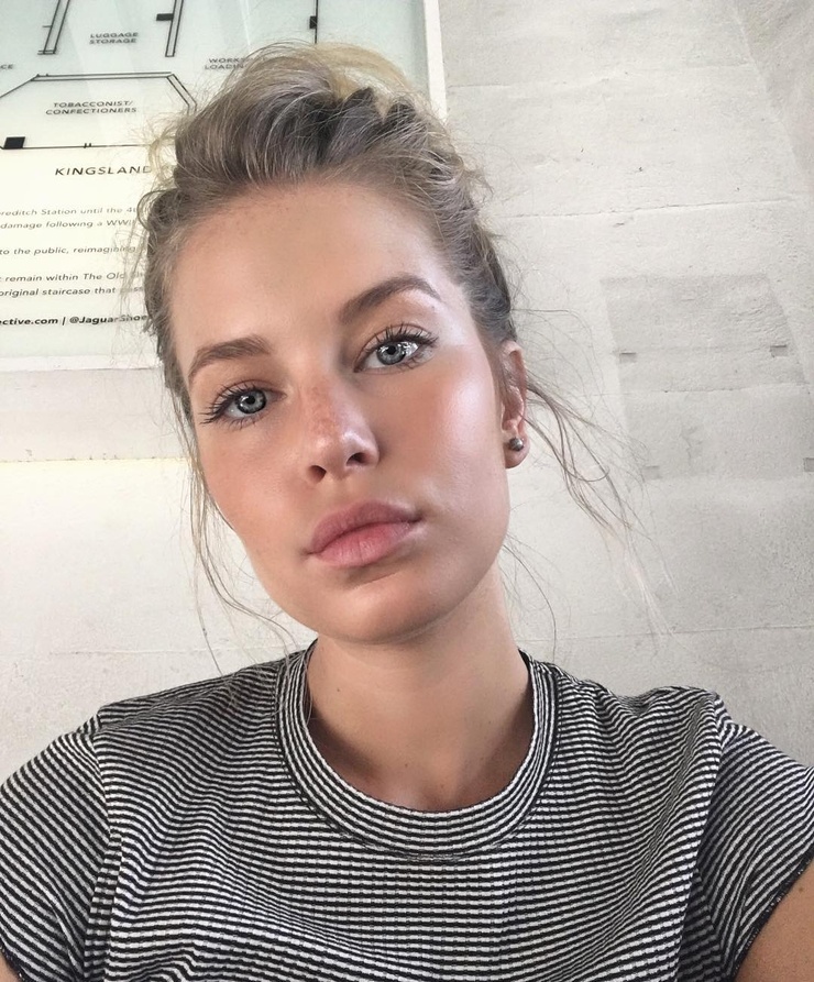 Chelsea Rose Le Roux picture