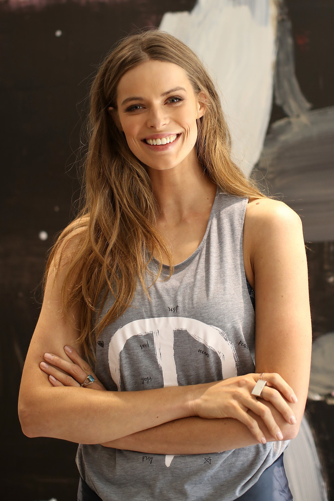 Picture of Robyn Lawley