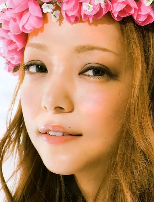 Picture of Namie Amuro