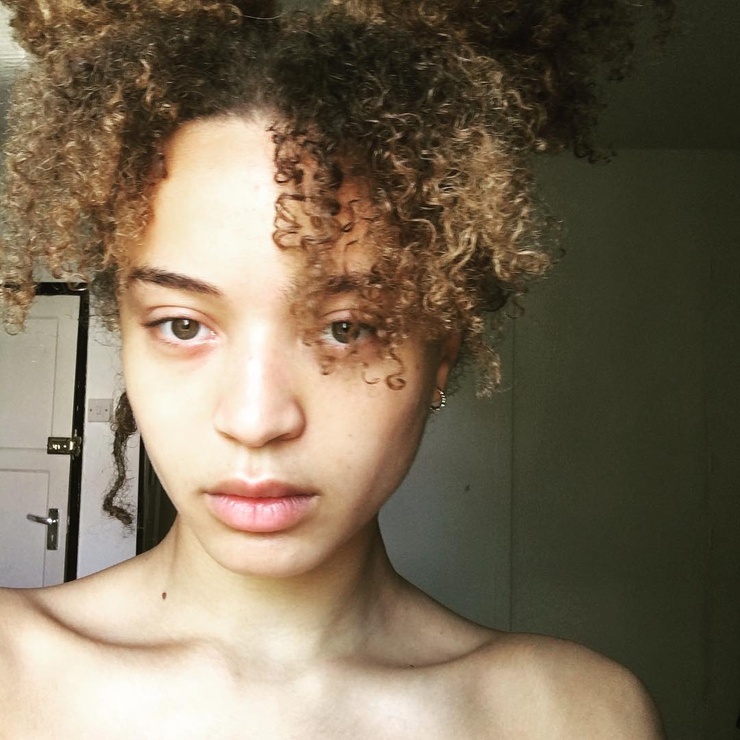 Connie Constance - Instagram