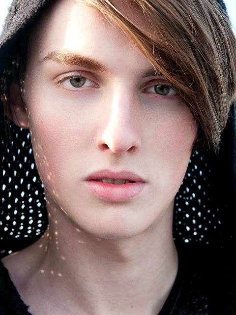 Picture of Johnny Lewis