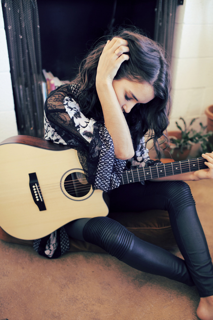 Image of Kate Harrison (model)