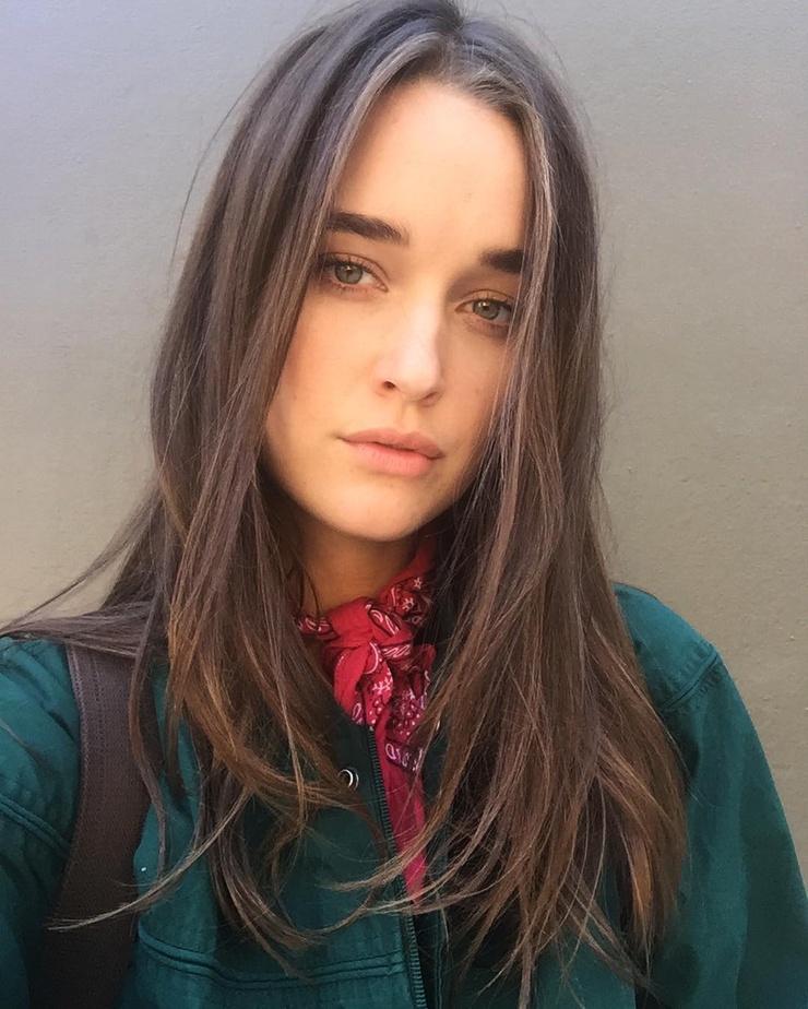 Kate Harrison (model) image