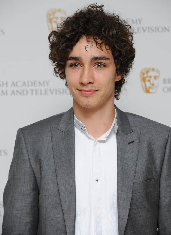 Picture of Robert Sheehan