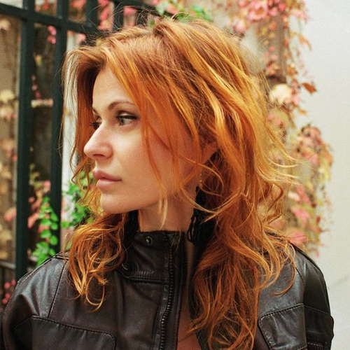 Picture of Axelle Red