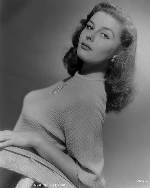 Picture of Elaine Stewart