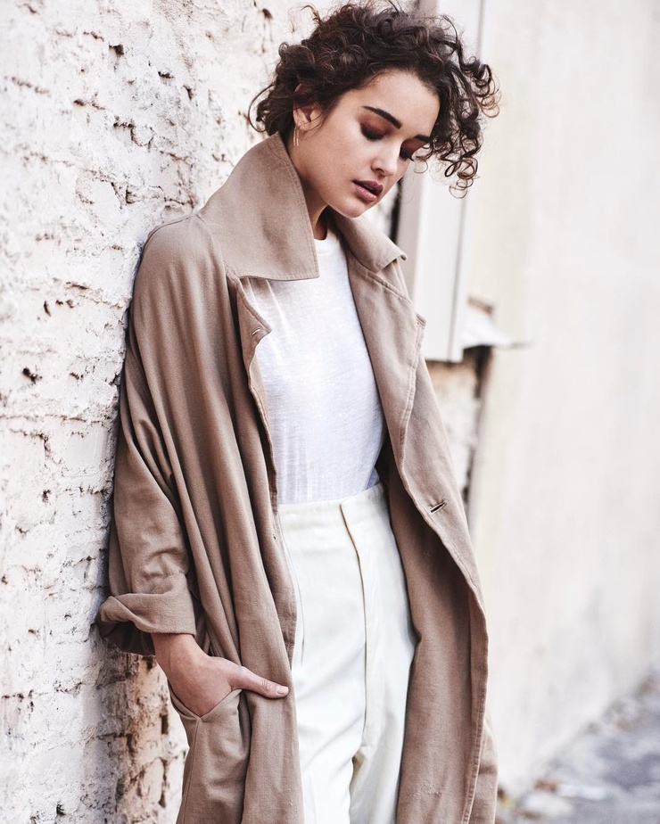 Image of Kate Harrison (model)