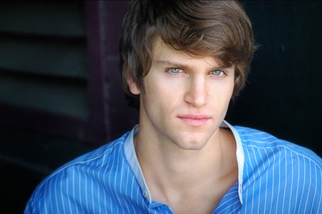 Picture of Keegan Allen