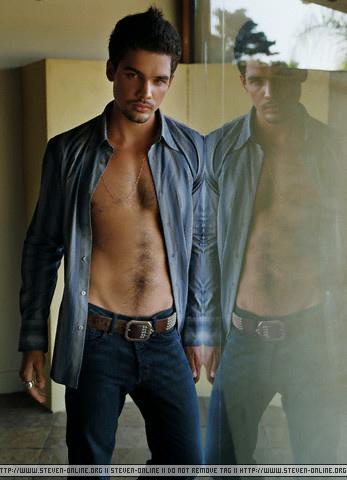 Picture of Steven Strait