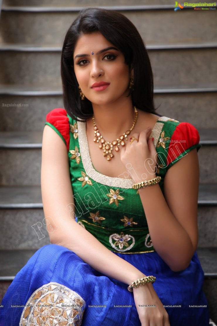 Deeksha Seth picture