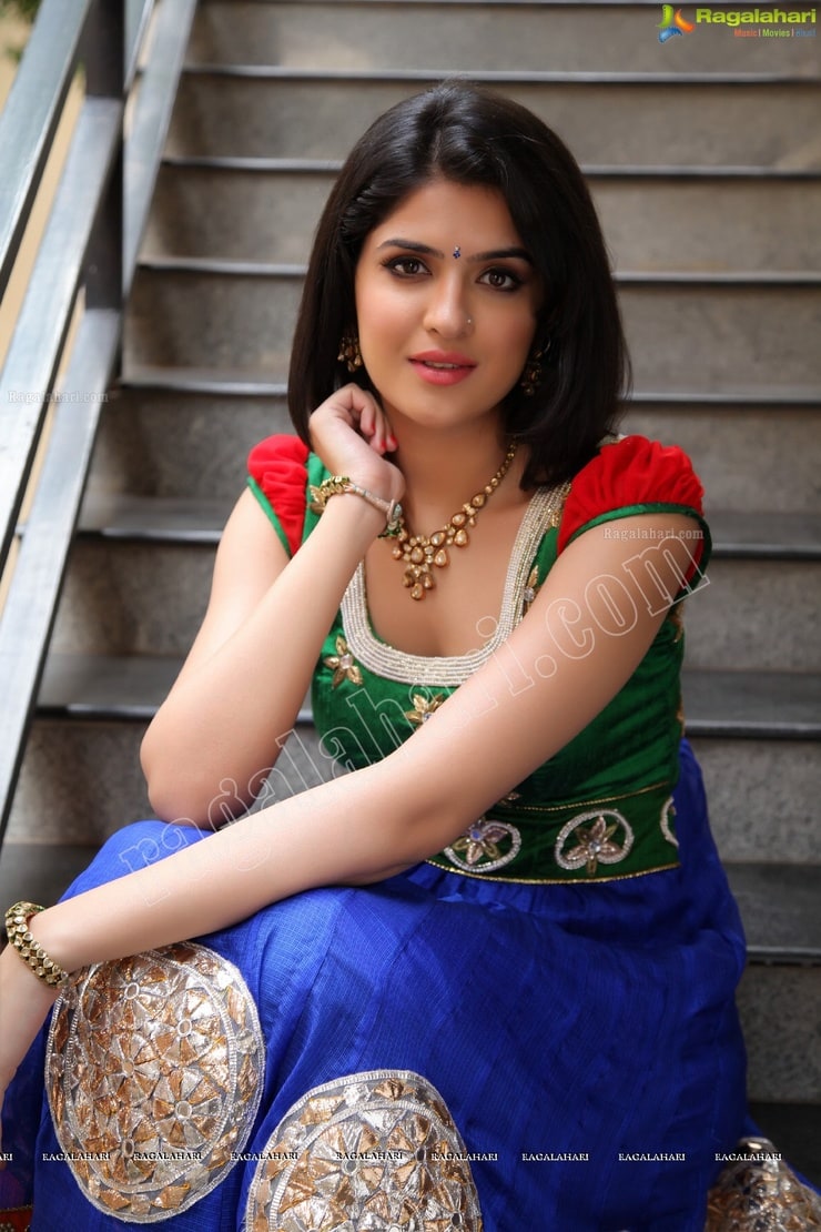 Picture of Deeksha Seth
