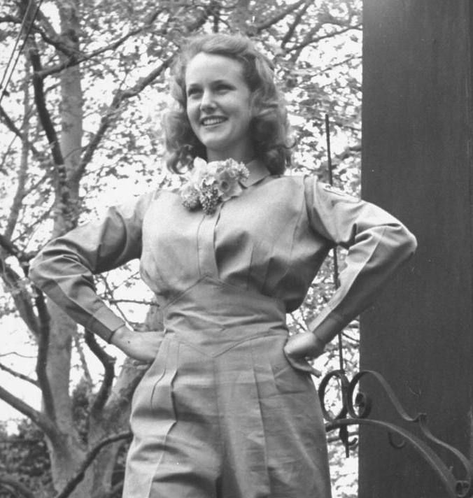 Picture of Barbara Britton