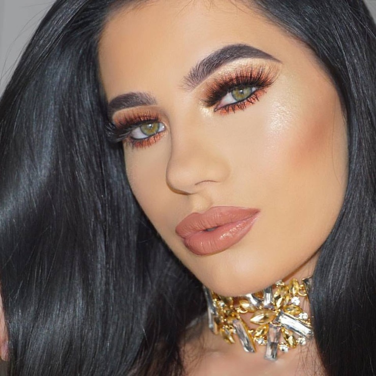 Picture of Laura Badura