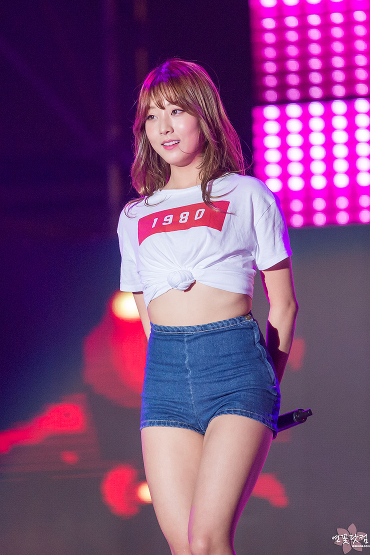 Picture of Seungyeon (CLC)