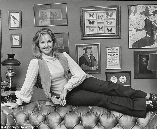 Wanda Ventham image