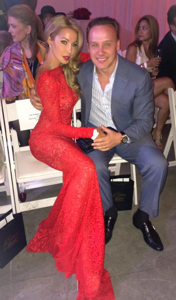 Picture of Lisa Hochstein