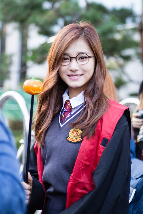Chou Tzu-yu (Tzuyu) picture