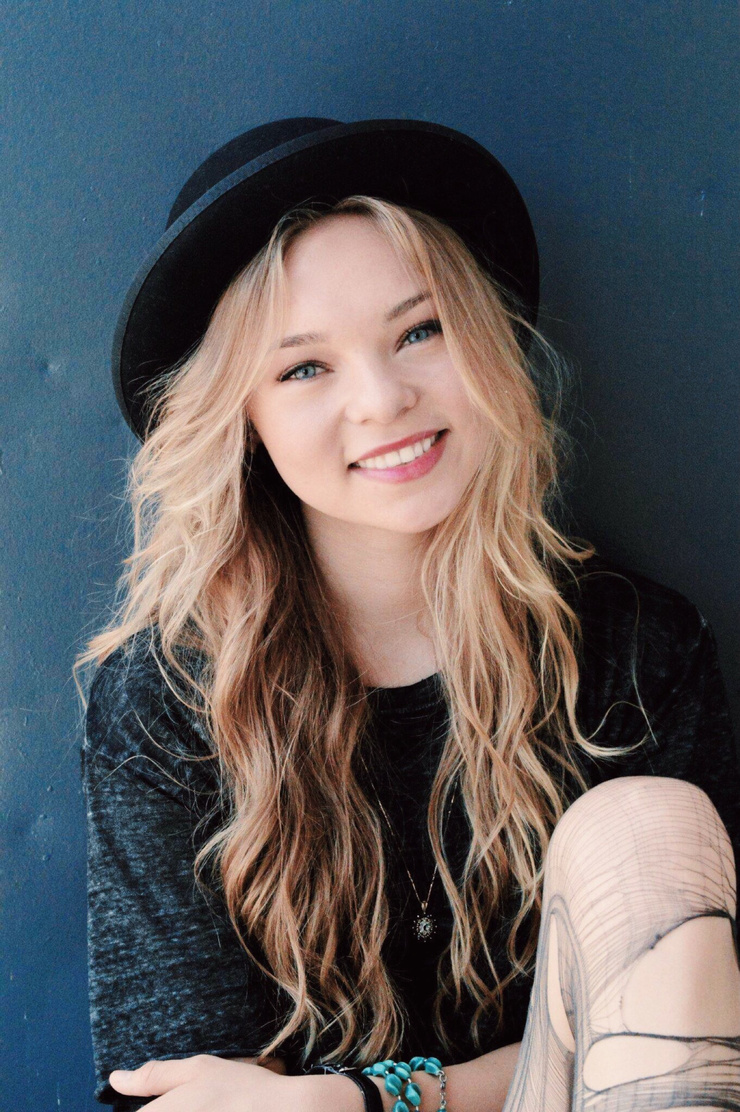 Image of Taylor Hickson