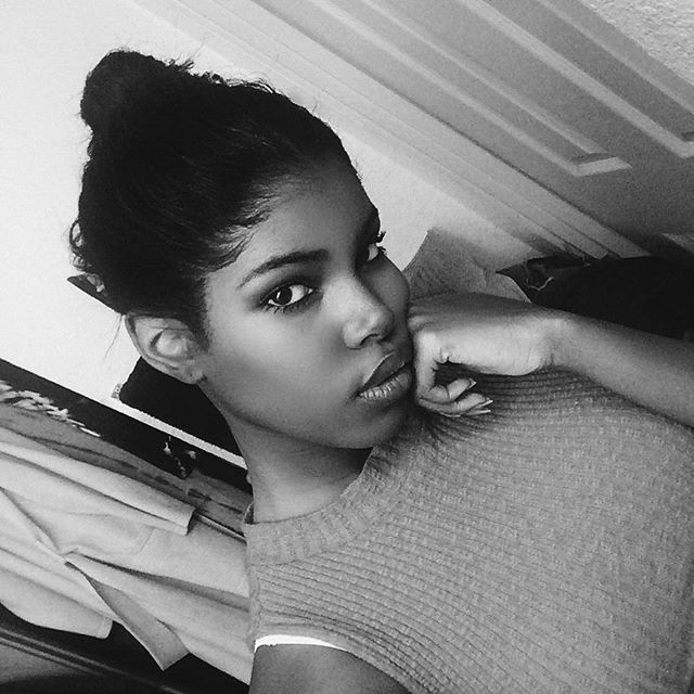 Diamond White picture