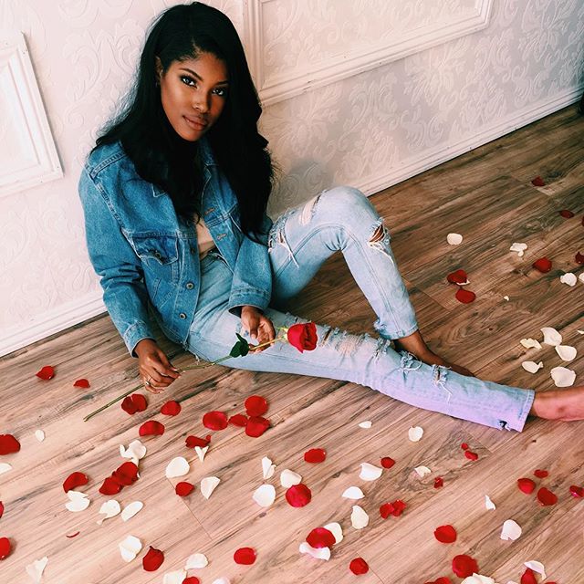 Diamond White picture