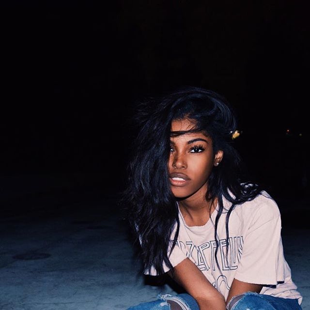 Picture of Diamond White