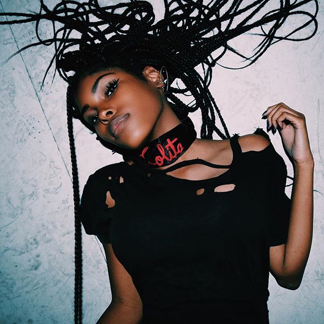 Picture of Diamond White