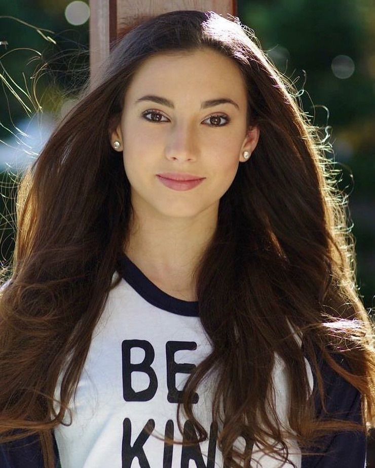 Listal - List the stuff you love! Movies, TV, music, games and books