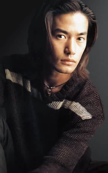 Picture of Yutaka Takenouchi