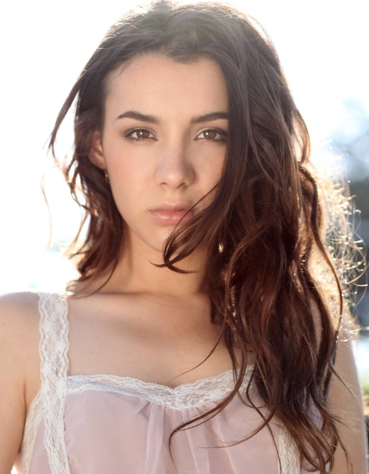 Image of Hannah Marks