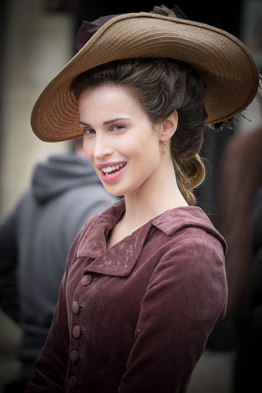Heida Reed