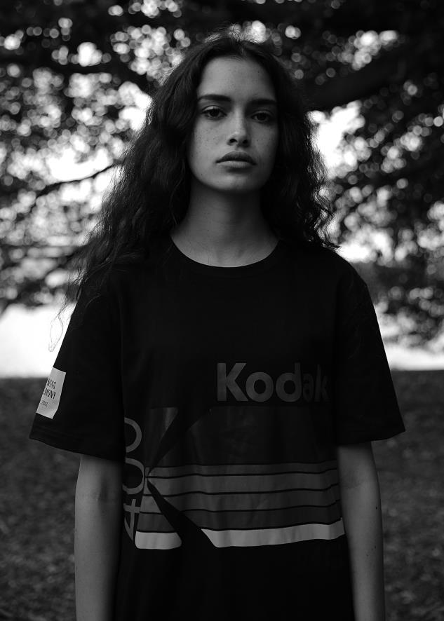 Picture of Zoe Barnard