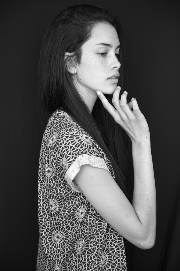 Picture of Zoe Barnard