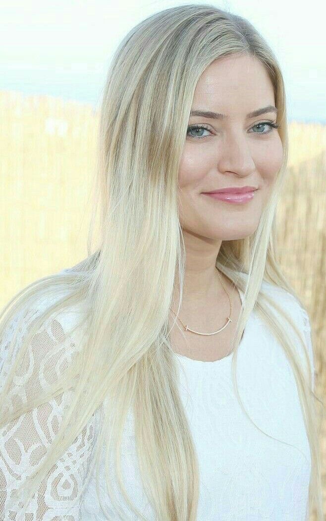 Picture of Justine Ezarik