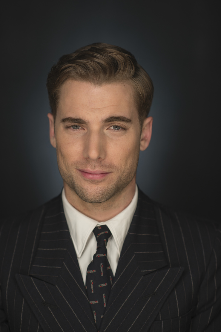 Picture of Dustin Milligan