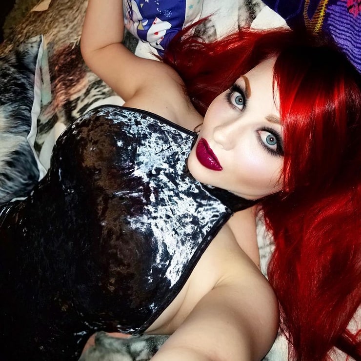 Picture of Erin Nicole Fox