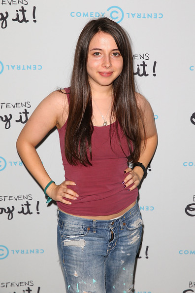 Picture of Esther Povitsky