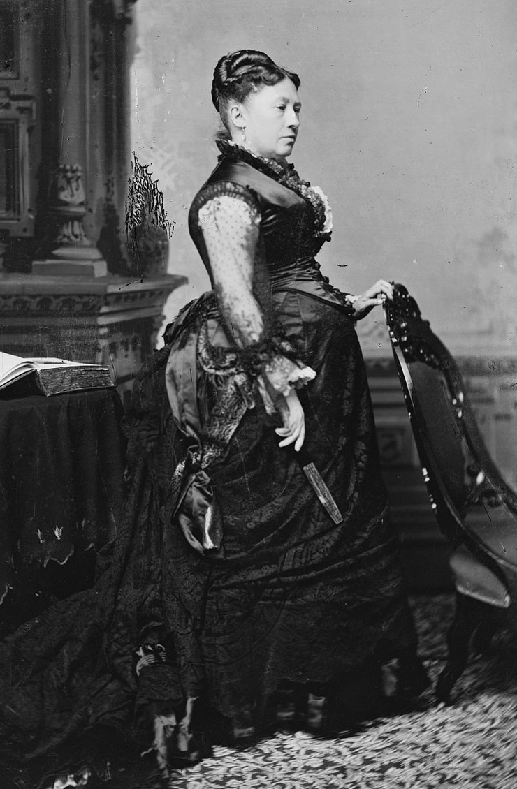Julia Grant image