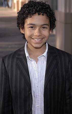 Image of Noah Gray-Cabey