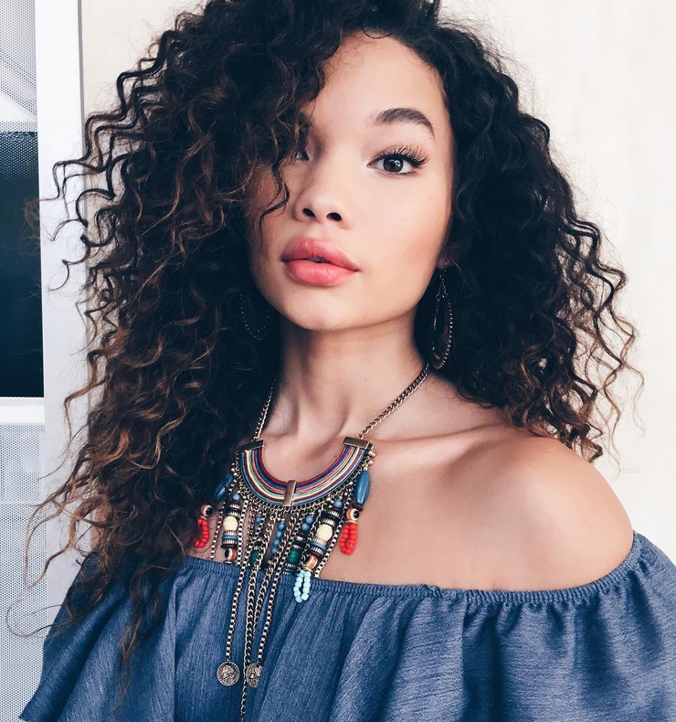 Picture of Ashley Moore (2)