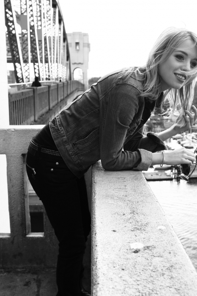 Picture of Alexz Johnson