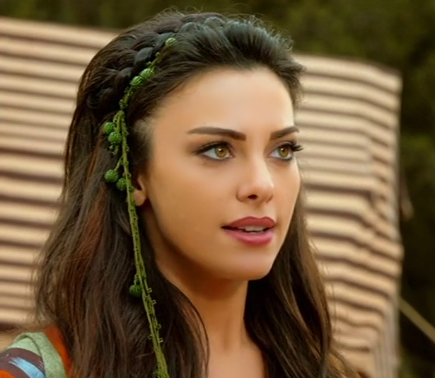 Picture of Tuvana Türkay