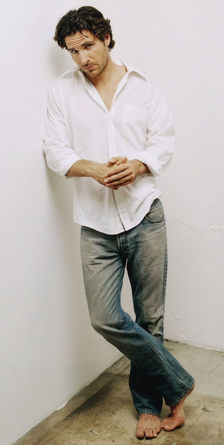 Ed Quinn image