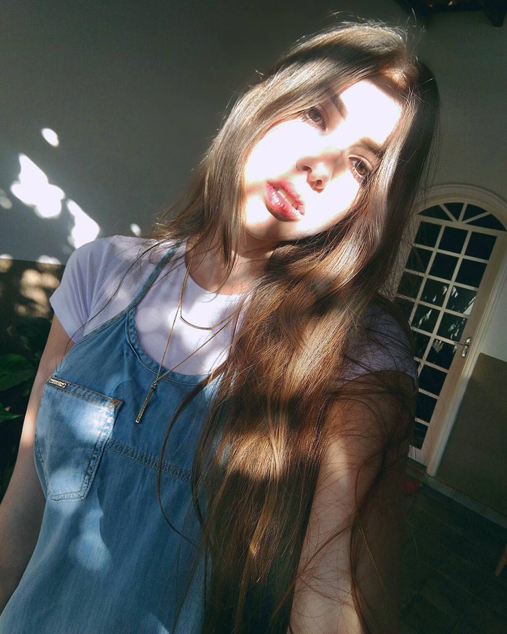 Picture of Jhulia Pimentel