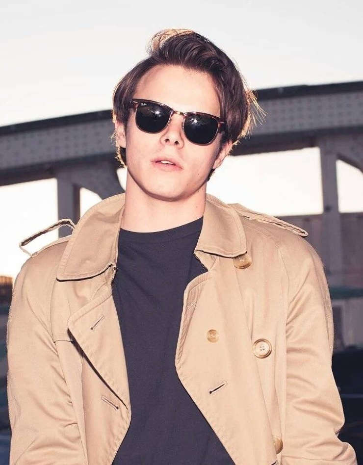 Picture of Charlie Heaton