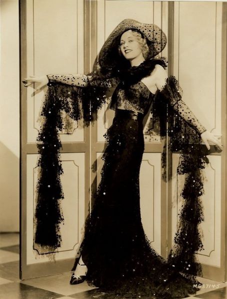 Picture of Esther Ralston