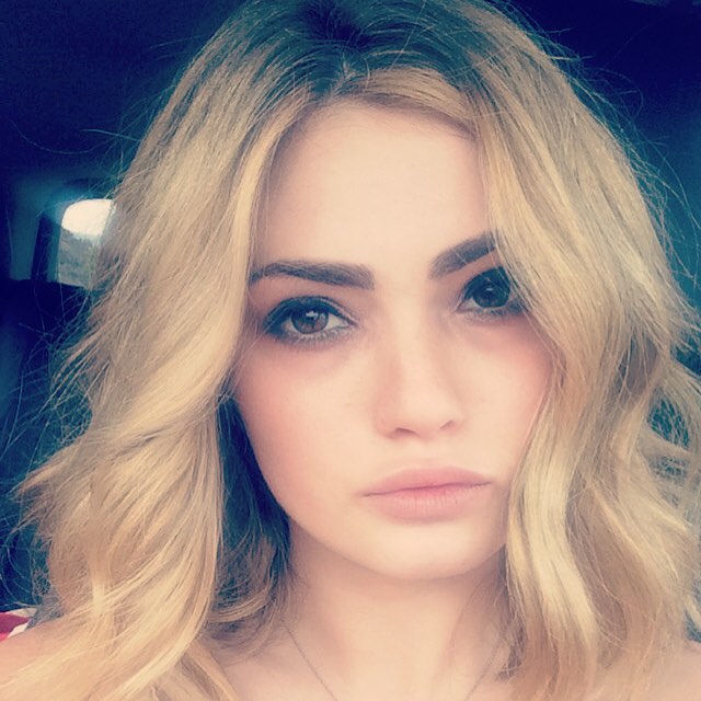 Picture of Alexis Raich