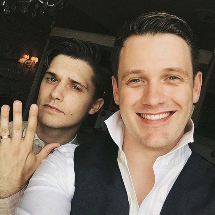 Andy Mientus picture